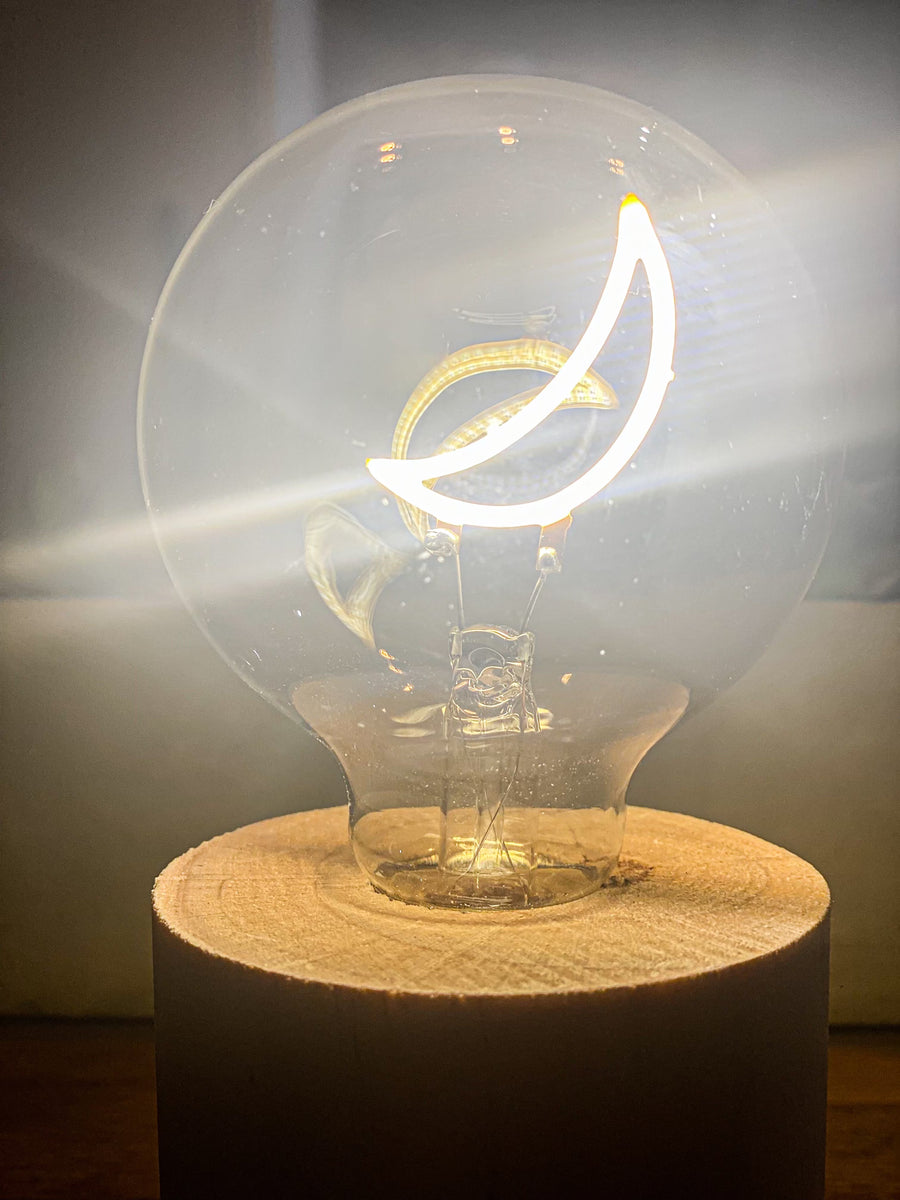 Crescent Moon E27 90lm 2W LED Light Bulb – Fireflies Designs
